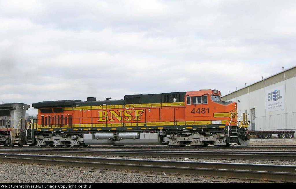 BNSF 4481